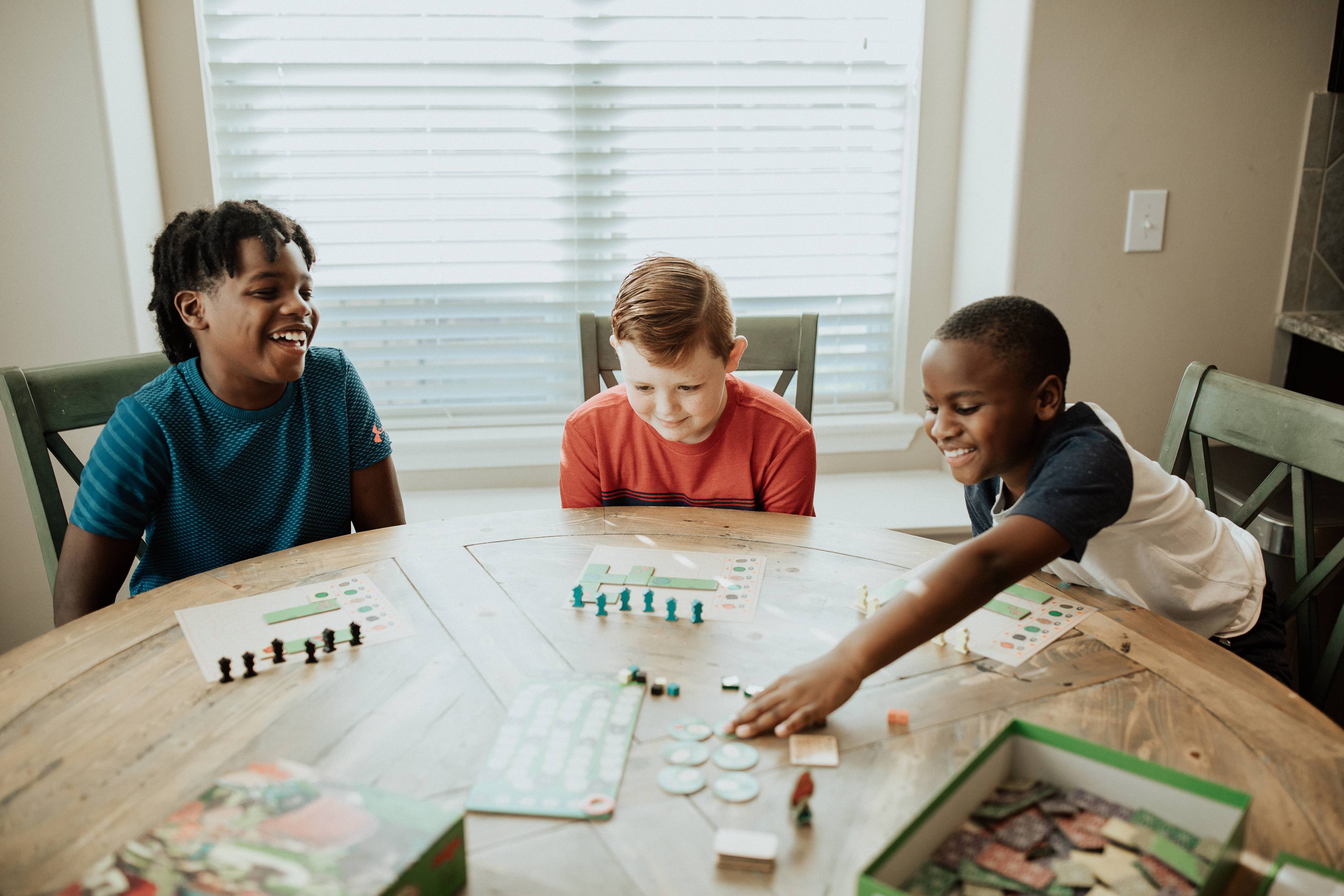 Encourage Cognitive, Social & Emotional Development with Game Play ...