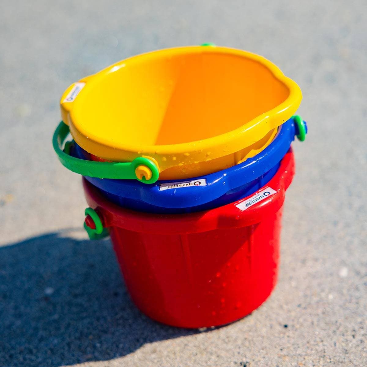 1.5 Liter Pail for Sand & Snow (assorted colors) | HABA USA
