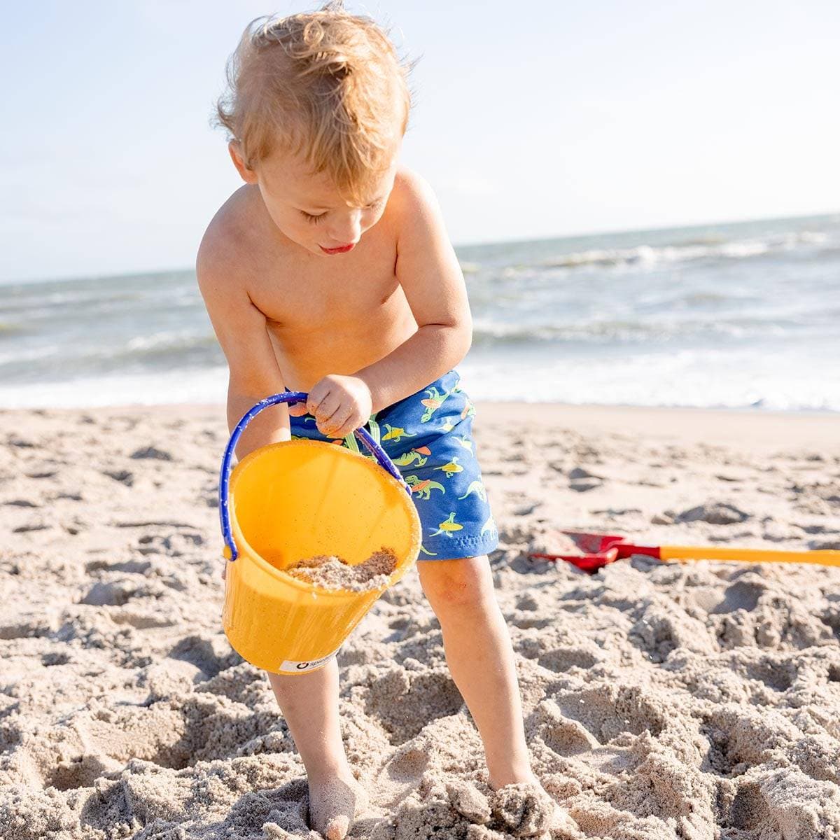 2.5 Liter Pail for Sand & Snow (assorted colors) | HABA USA